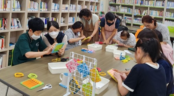 LH 재능모아봉사단, 소화성가정 식구에 재능기부 봉사