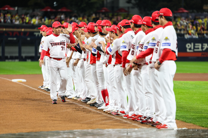 KBO, 2024년 상위 40명 연봉 합계 공개…우승팀 KIA는 2위